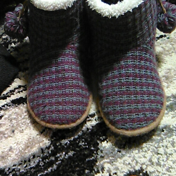 chill chasers | Shoes | Chill Chasers Slipper Boots | Poshmark